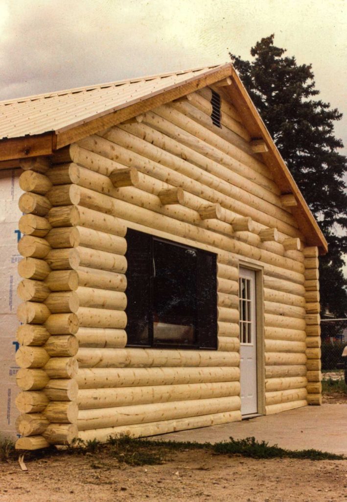 Cool ideas using log siding - Timberline Log Exteriors - Details make a ...