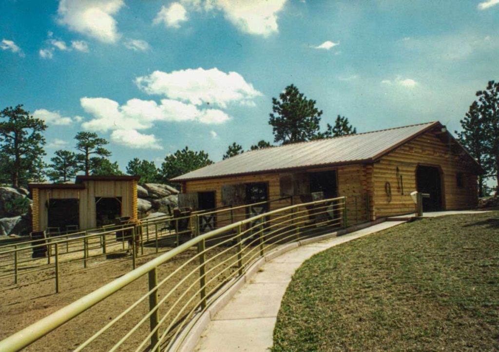 Barns, Garages and Outbuildings - Timberline Log Exteriors - Match a ...